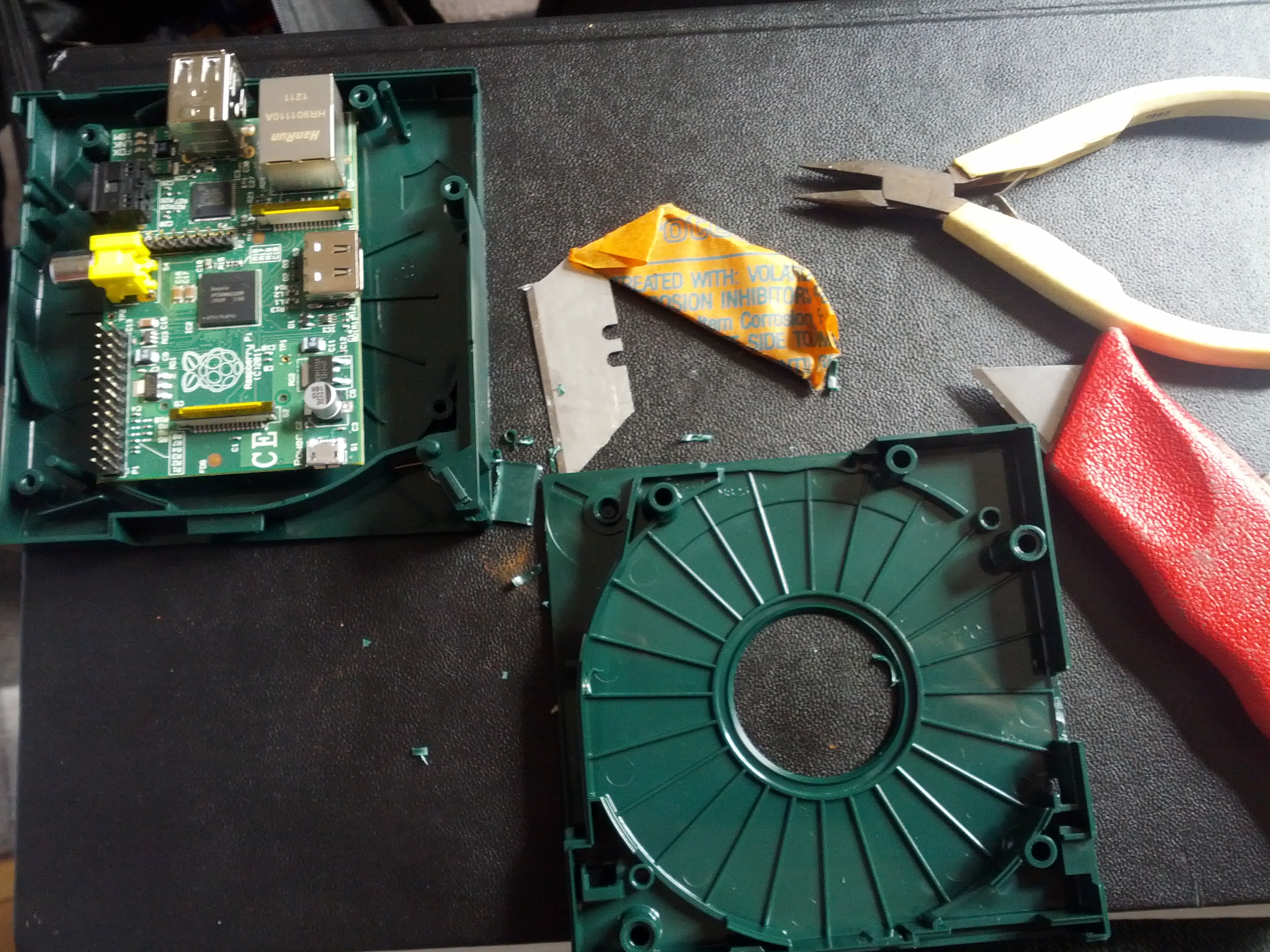 Turning a DLT backup tape into a Raspberry PI case | Discarded Tech